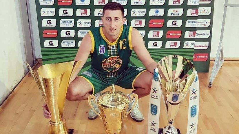 PET NA PET - Danilo Tasić: Volim Partizan, AEK sa Kipra i bugarski ...