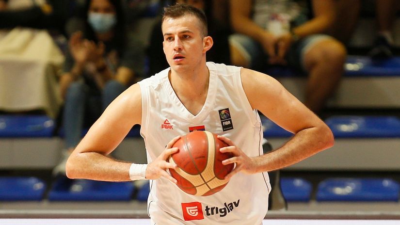 Bjelica uskoro na timskim treninzima Fenera, Adetokunbo stigao kao ...