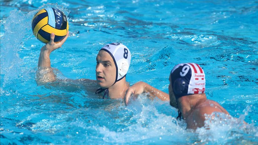 Vreme i voda ne mogu sprati sramotu, ostaće bruka da živi doveka ...