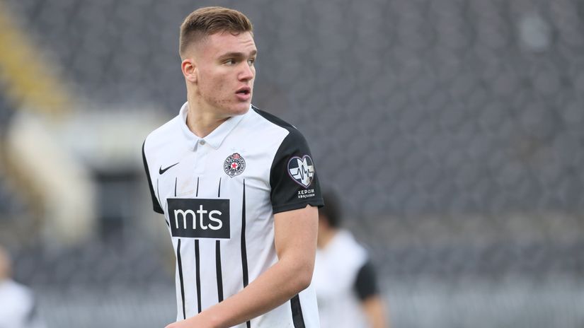 Milovanović povredio ligament kolena, pauzira do dva meseca | Mozzart Sport